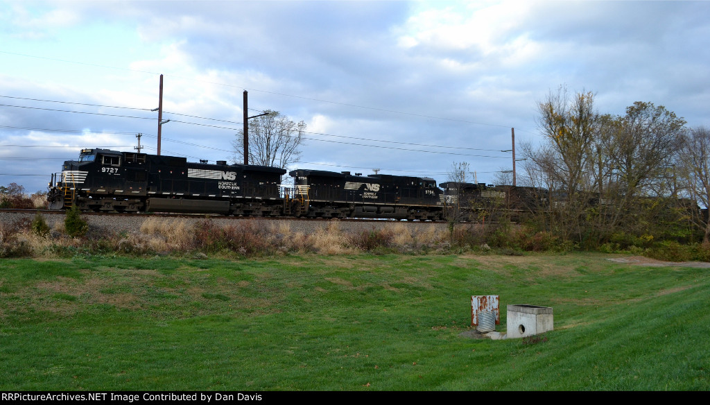 NS C40-9W 9757 leads 17G